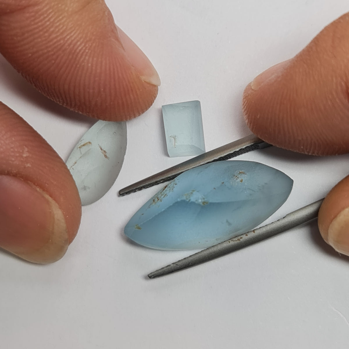 45ct Mixed Beryl Crystal Parcels . Lawson Gems . Gemstone Rough