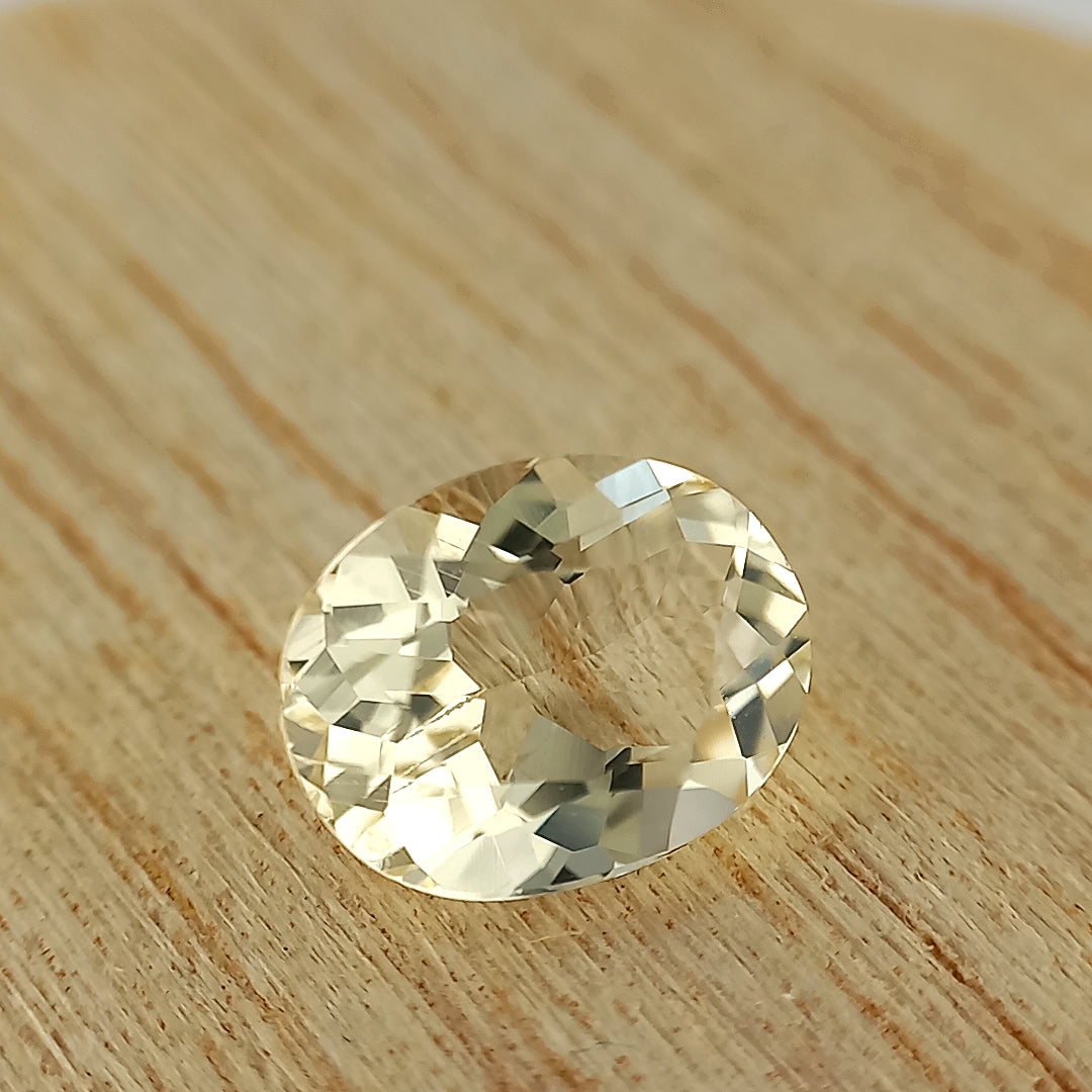 1.44ct Pale Yellow QLD Golden Labradorite Oval Cut : Lawson Gems ...