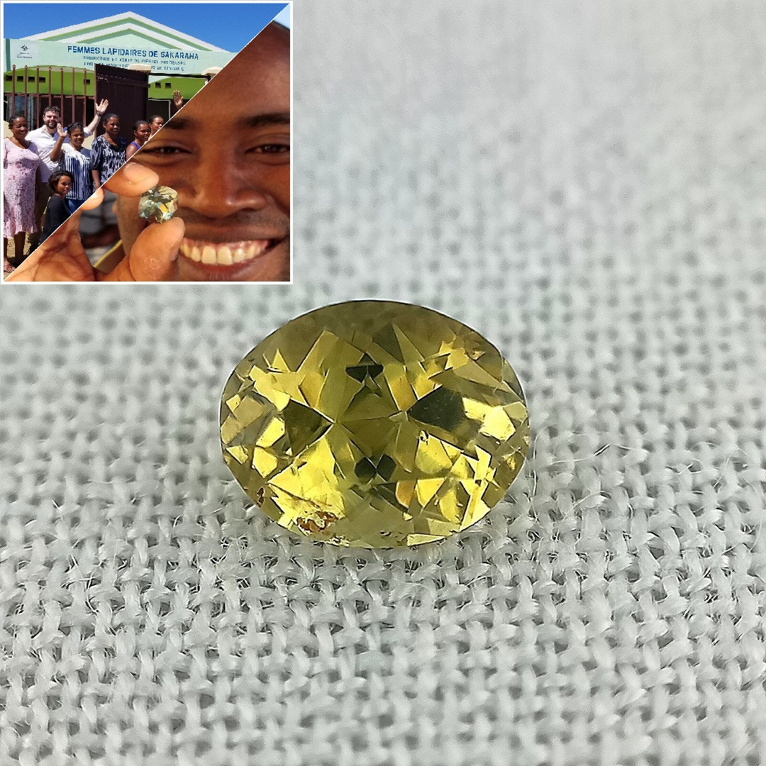 0.66ct Chrysoberyl Oval Cut, Pale Yellow Loose Faceted Gemstone ...