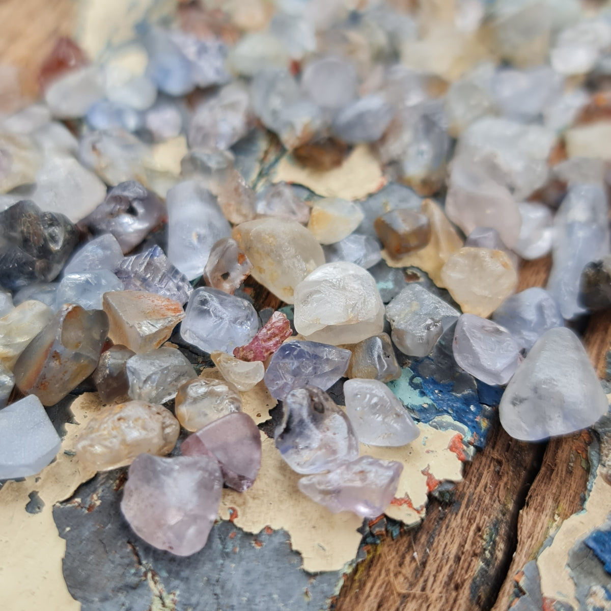 25ct Mixed Colour Ceylon Sapphire Rough Parcel : Lawson Gems - Gemstone ...