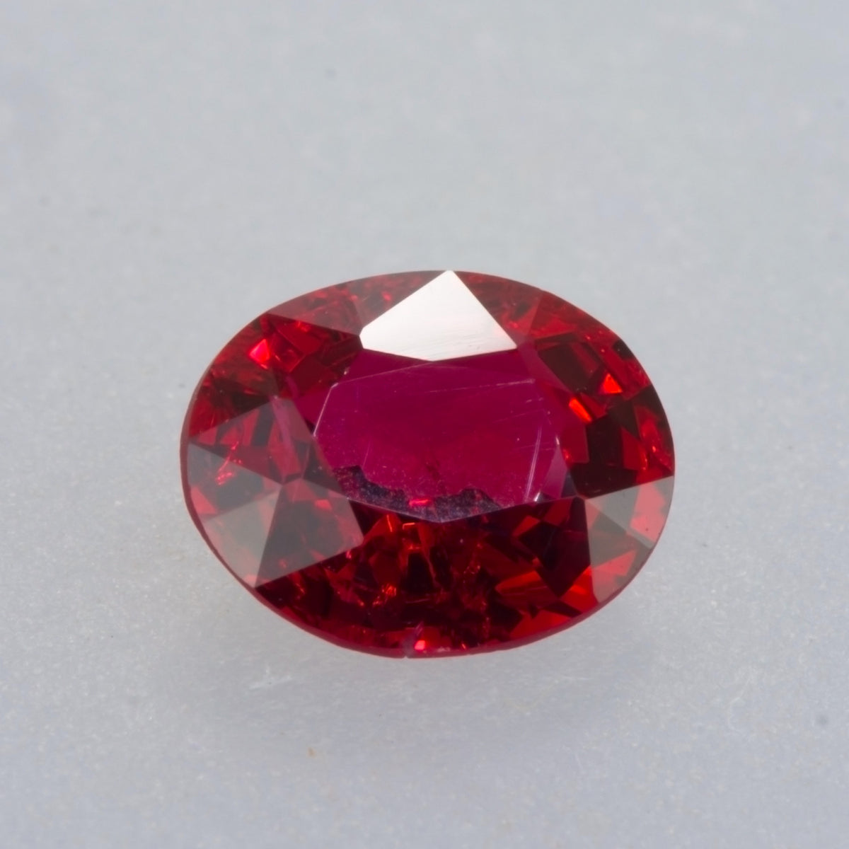 0.75ct Red Oval Cut Spinel : Lawson Gems - Rough and Cut Gemstones